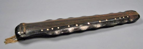 Seven-stringed Guqin with the Inscription of “Shiquan”