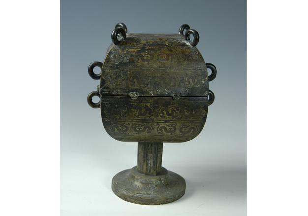 Bronze Square Dou Vessel with Inlaid Copper Dragon Designs